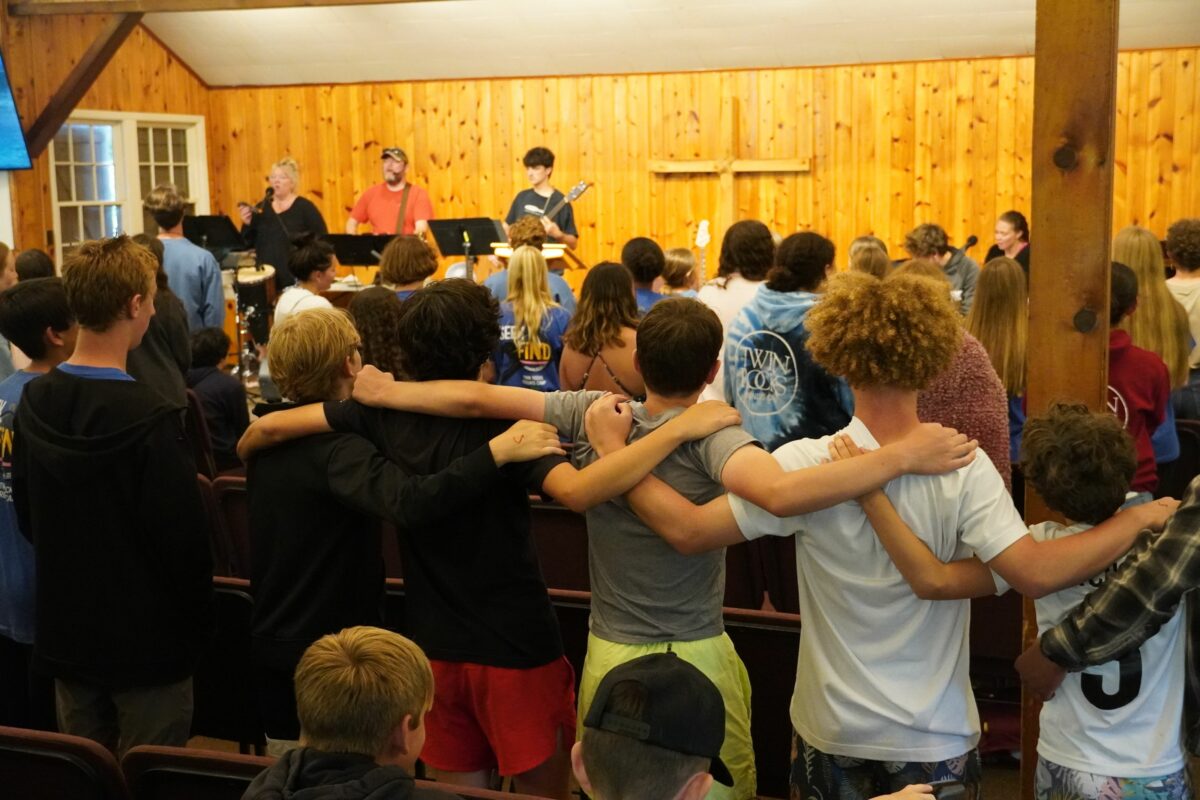 Tween Camp (7th – 9th Grades) – Twin Rocks